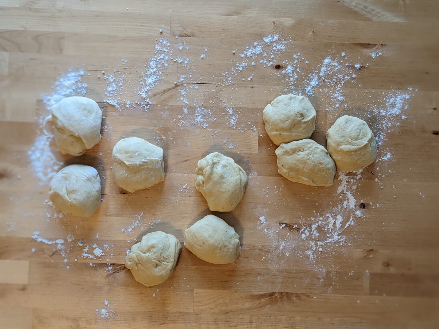 How to Make Pulla-Finnish Cardamom Bread - Sisu Homemaker