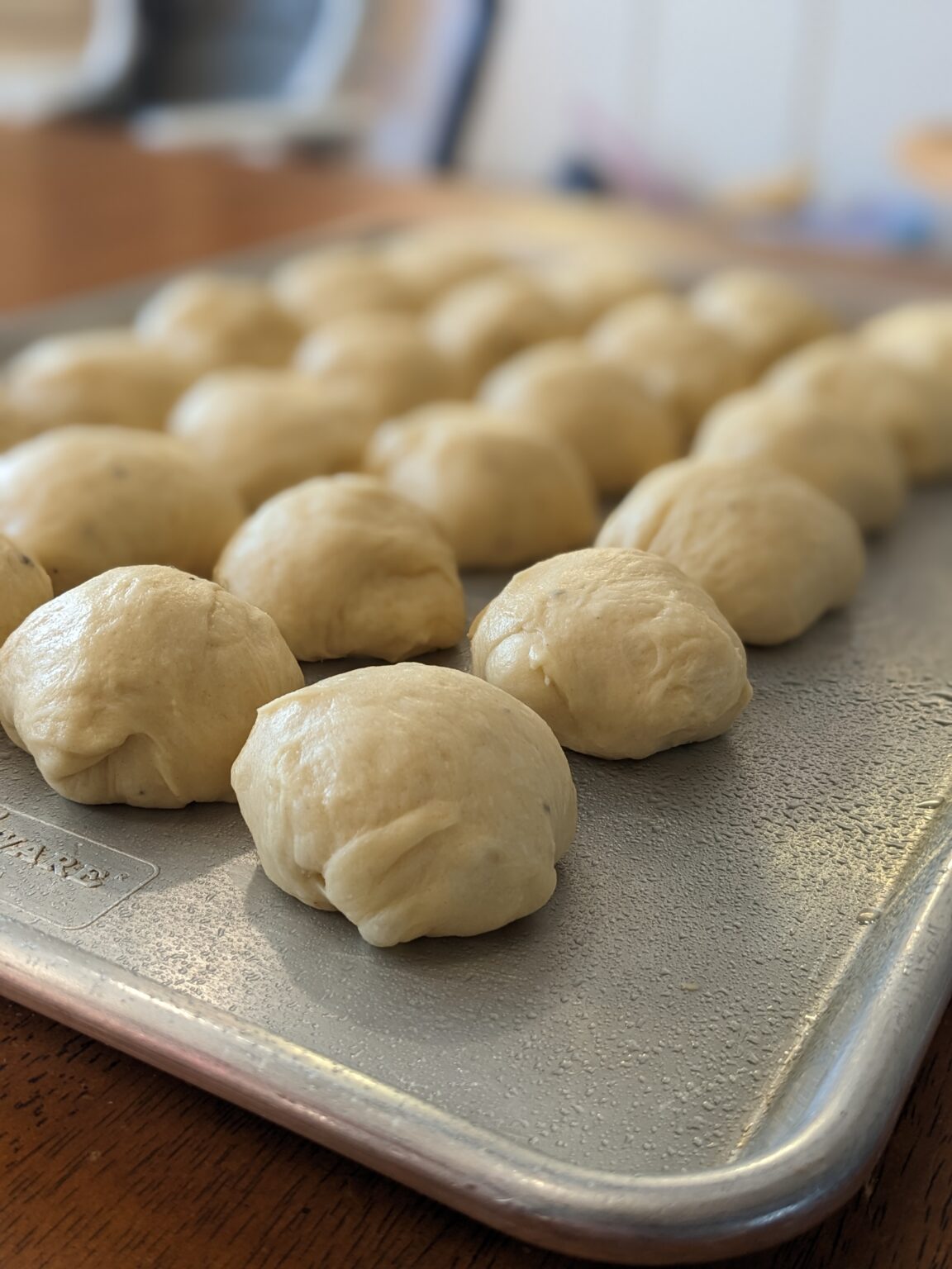 Finnish Butter-Eye Buns (Voisilmäpulla) - Sisu Homemaker