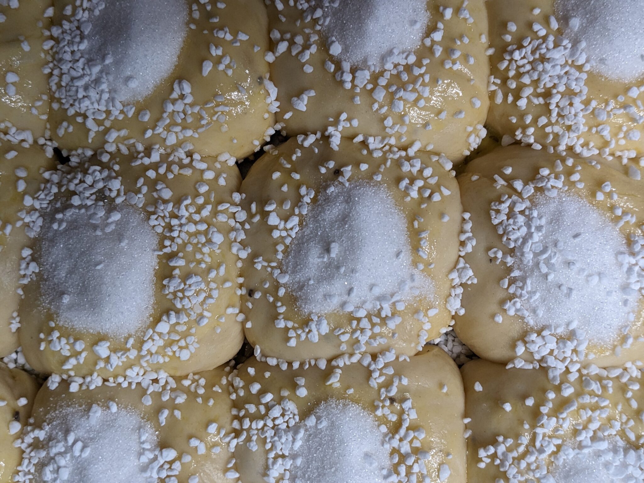 Finnish Butter-Eye Buns (Voisilmäpulla) - Sisu Homemaker