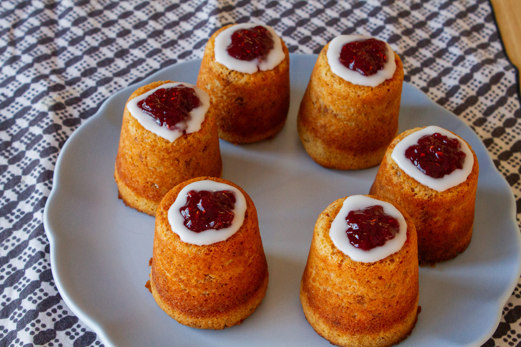Finnish Runeberg Torte Recipe (Runebergintorttu) - Sisu Homemaker