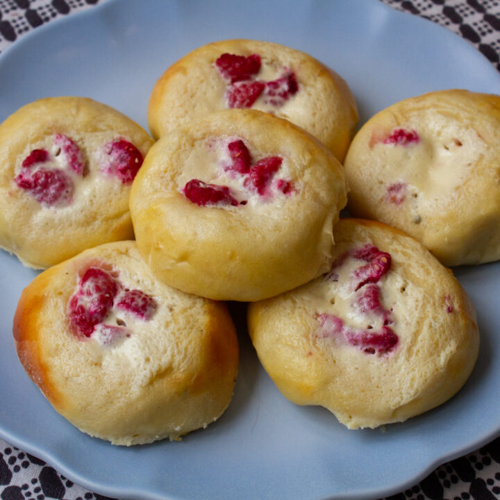 Finnish Quark Buns (Rahkapulla) - Sisu Homemaker